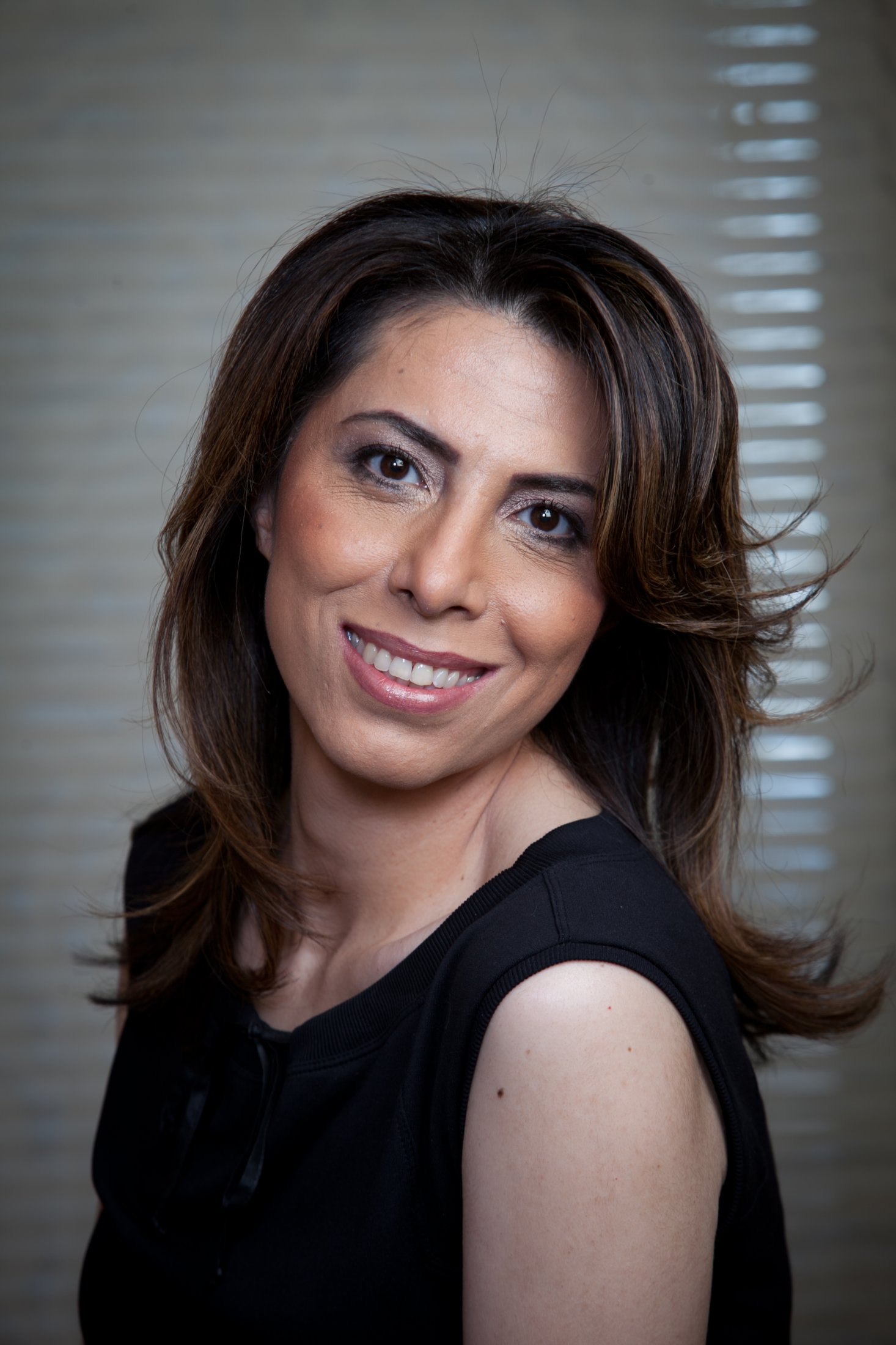 Dr. Mana Nejadi | Periodontist in Doylestown | Dental Implant Specialist